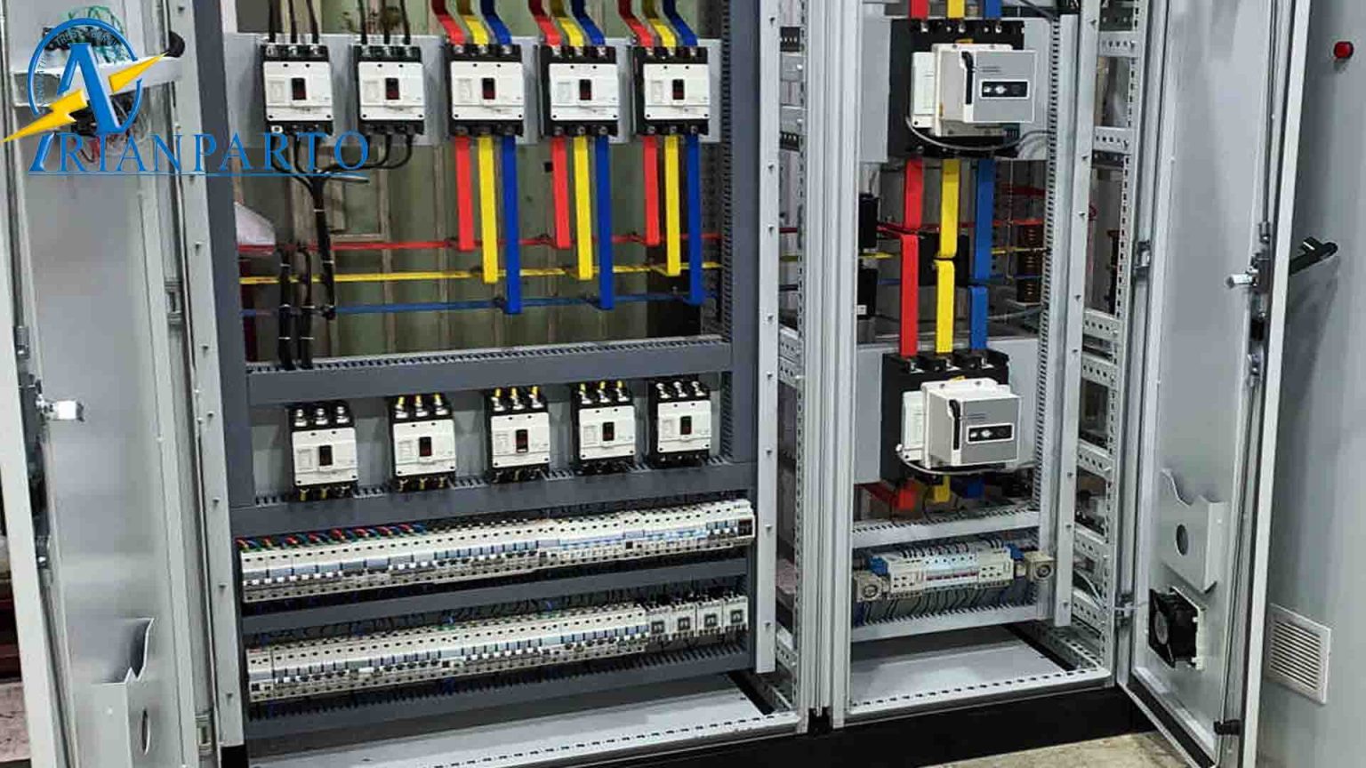 Definition and Applications of a Changeover Electrical Panel - arian parto